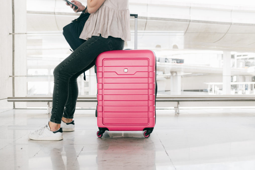 Qué llevar en tu maleta de mano - Los Viajes de Mary - Blog de Viajes